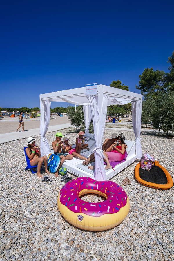 Zaton Holiday Resort - Glamping Camping